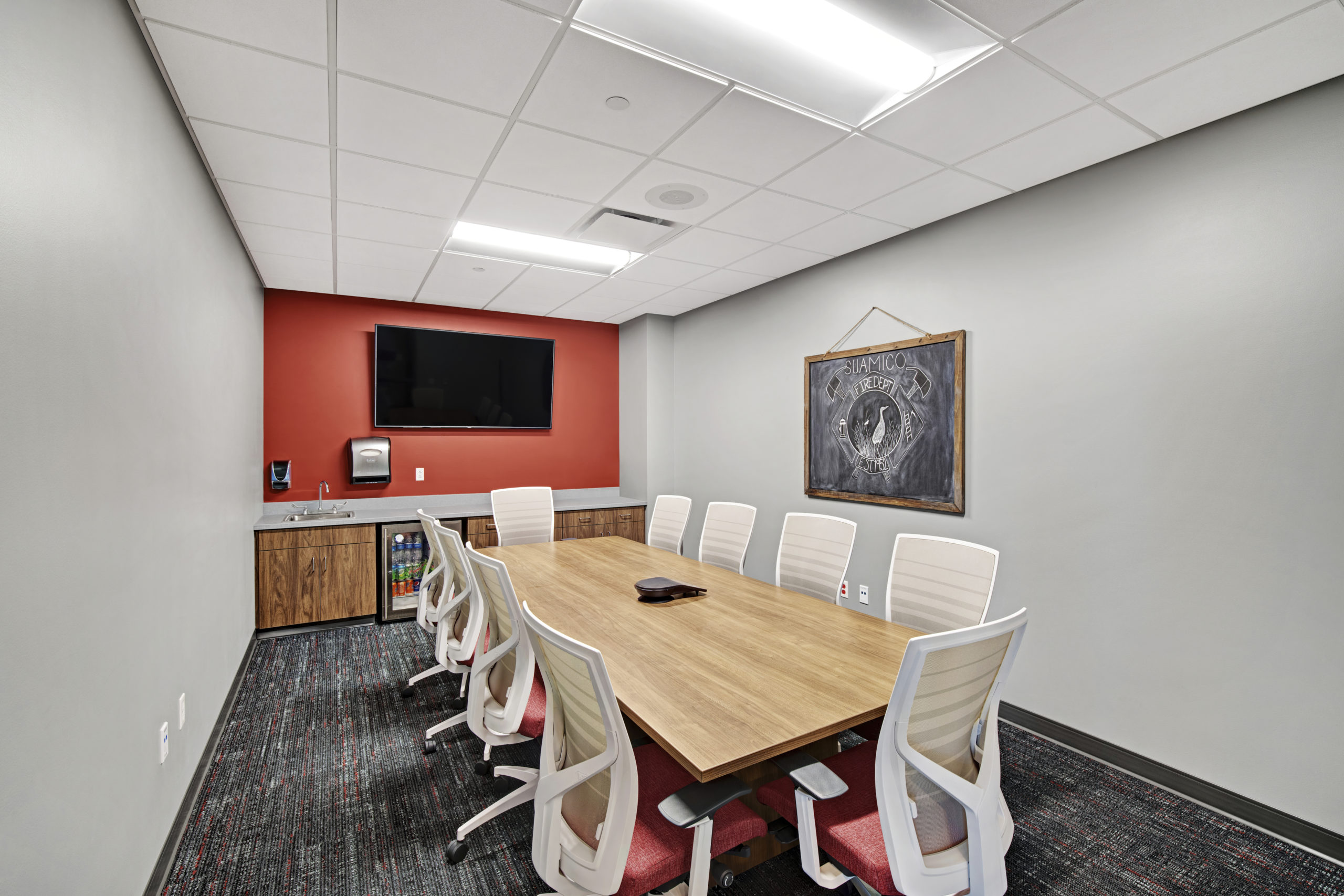 Suamico Public Safety Building – Wendel – Five Bugles Design