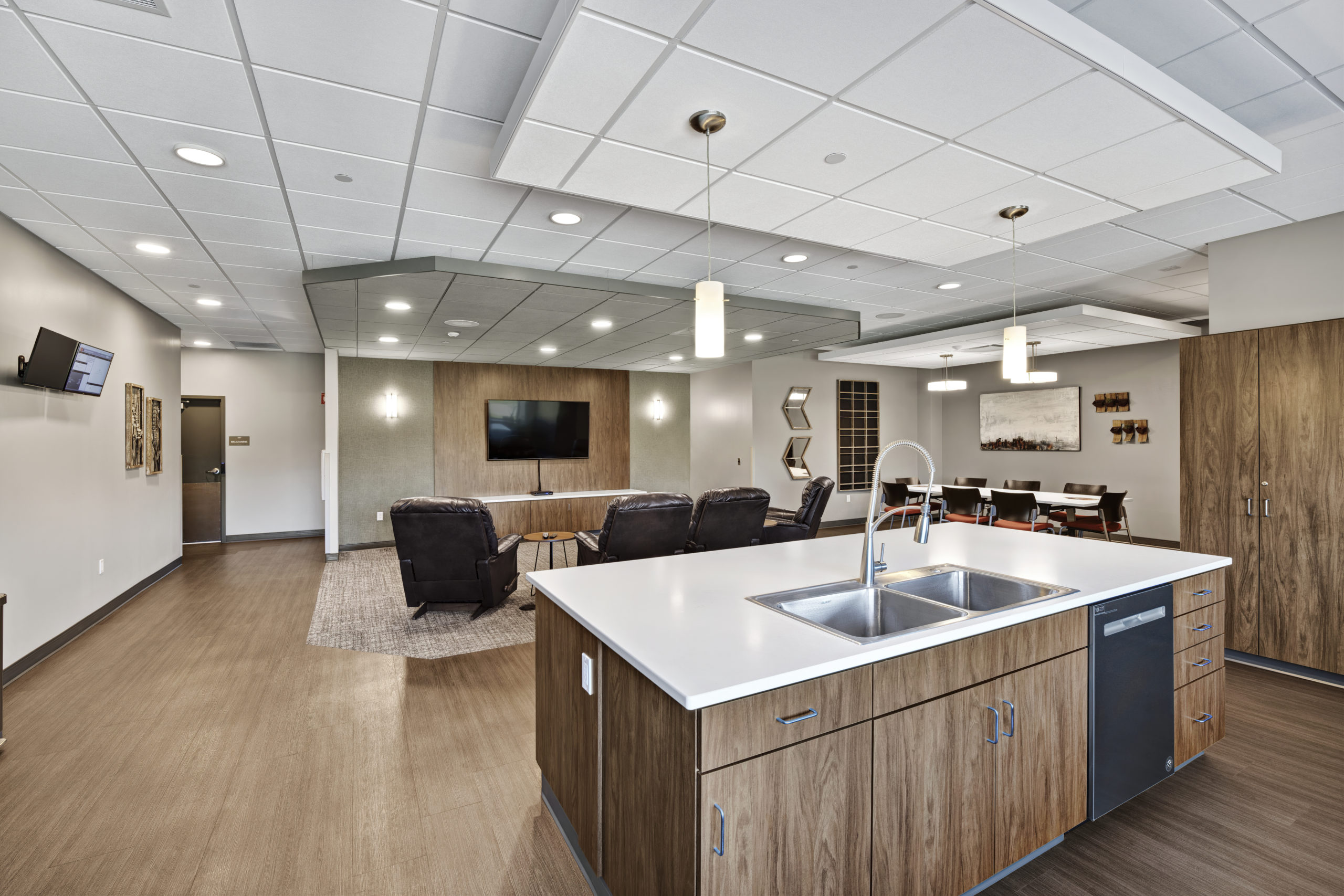 Suamico Public Safety Building – Wendel – Five Bugles Design