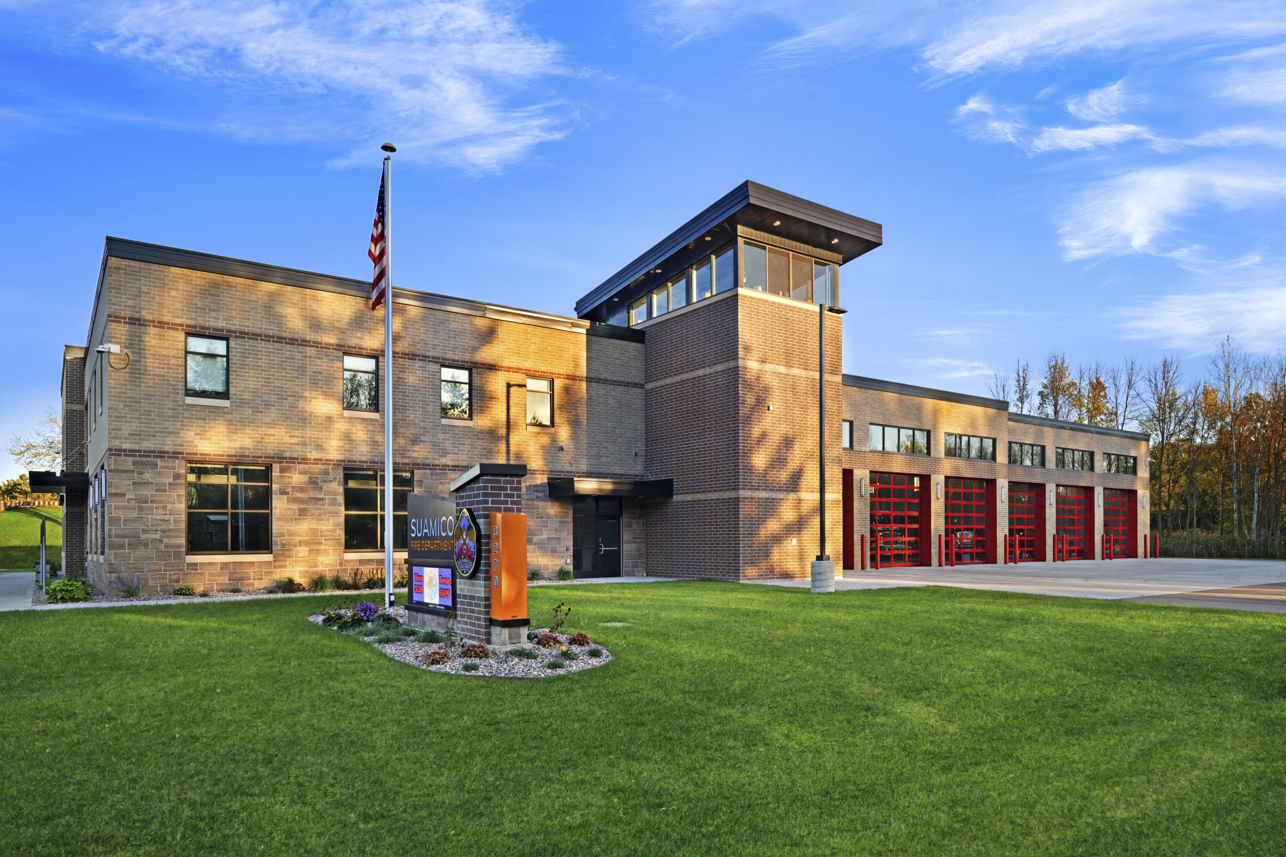 Suamico Public Safety Building – Wendel – Five Bugles Design